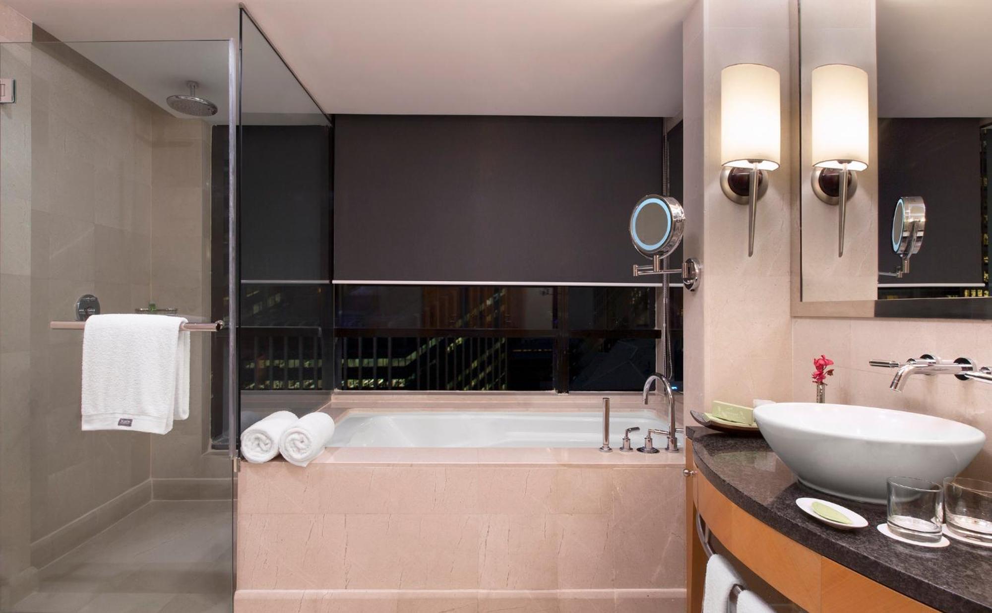 THE WESTIN DHAKA HOTEL